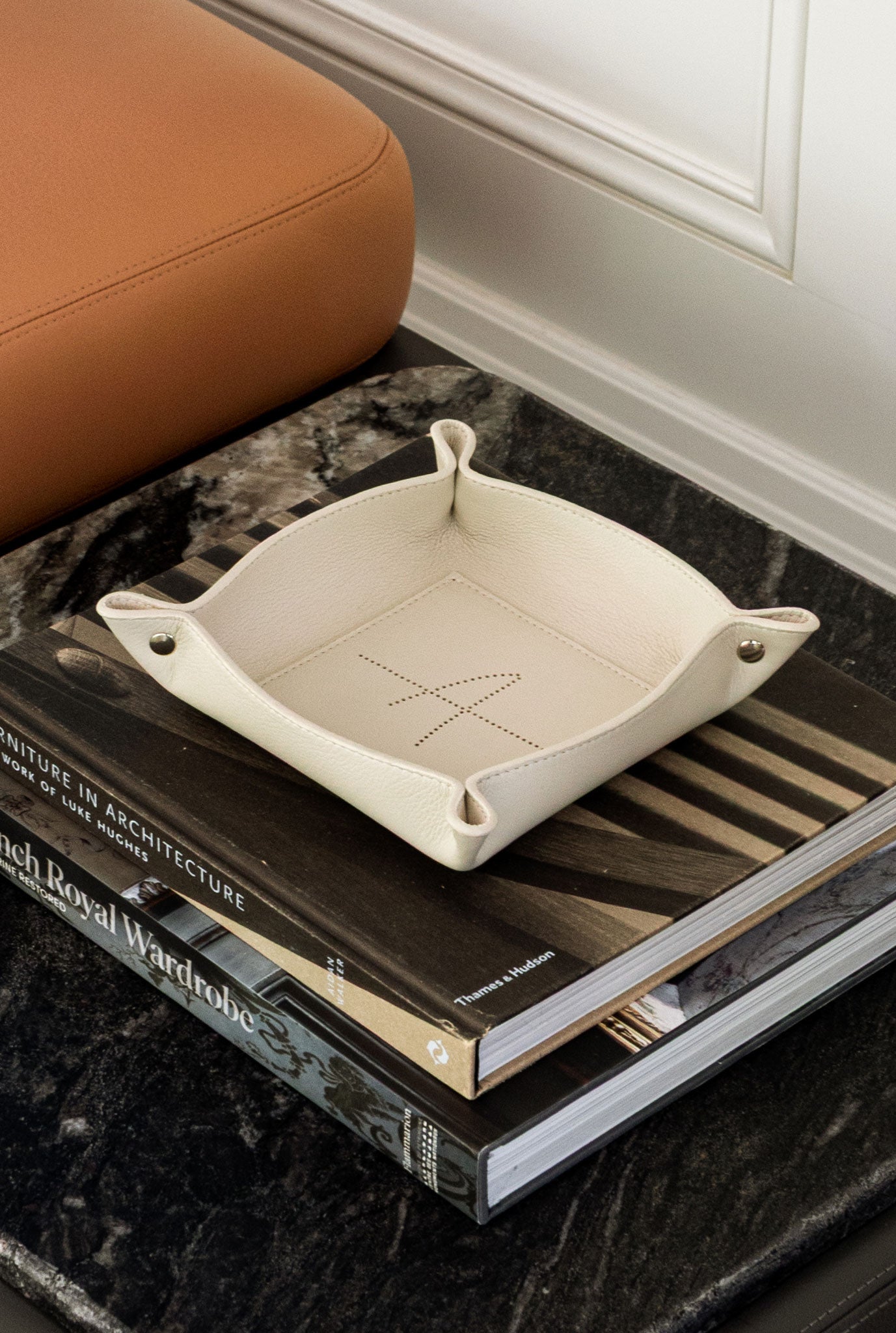 Change Trays – Atriani