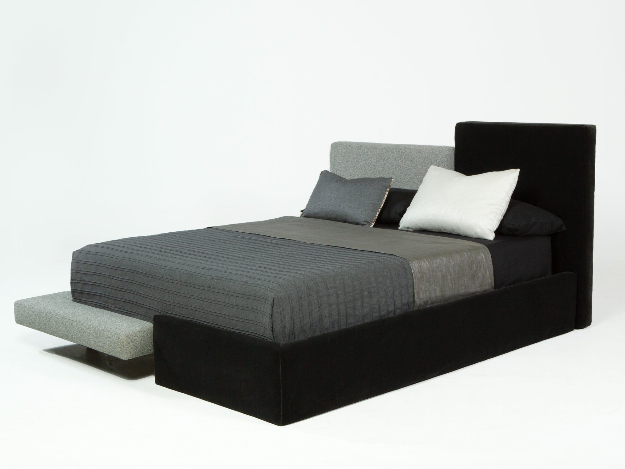 Finezi Bed – Atriani